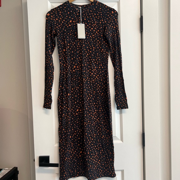 COS | Dresses | Cos Long Sleeves Midi Dress Nwt | Poshmark